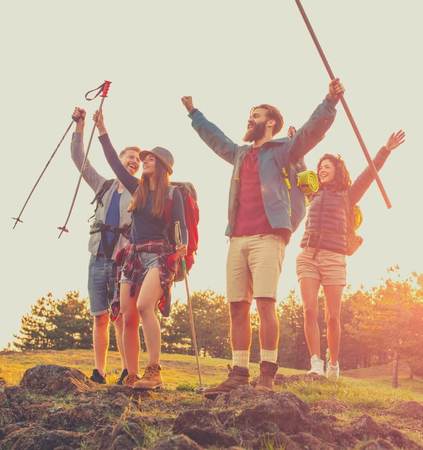 14 Ways to Meet People & Make Friends in a New City - Happier Human