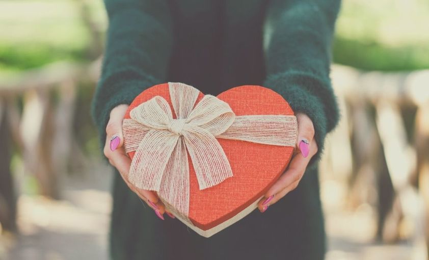 17 Best Gifts for People with Anxiety [2024 Update] - Happier Human