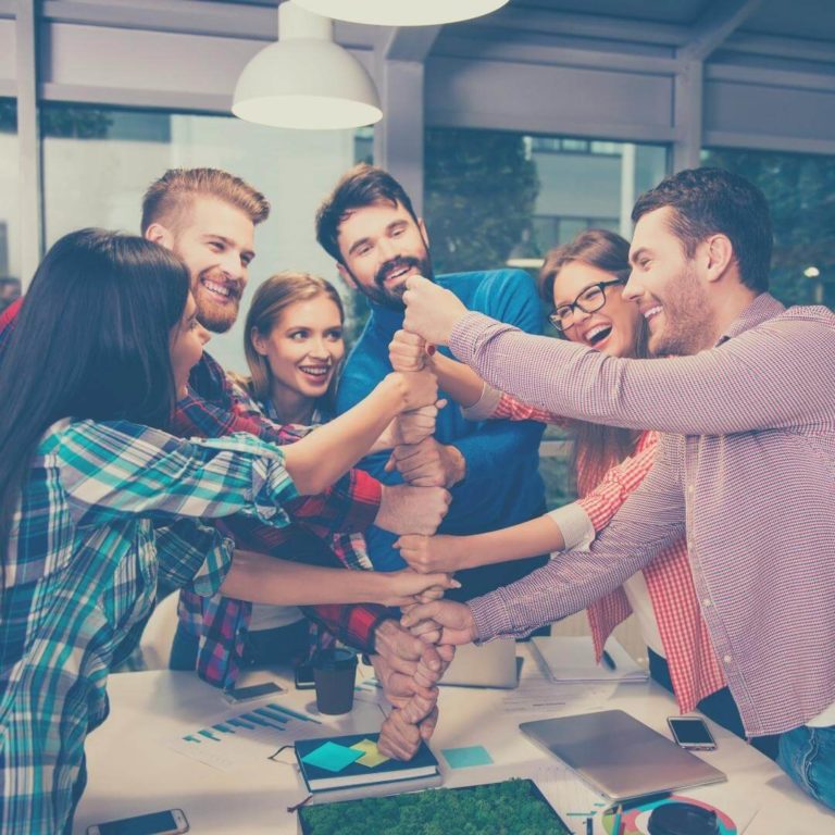 23 Magnetic Personality Traits & Characteristics That Attracts People ...