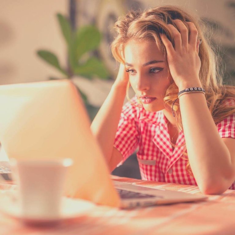 ENFJ vs. ENFP: 6 Differences Between These Personality Types - Happier ...