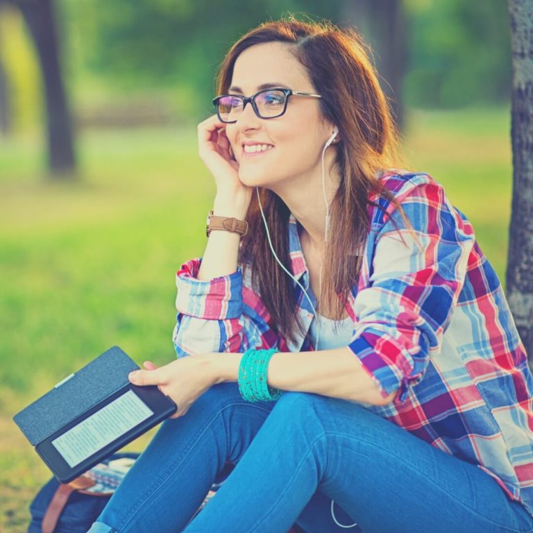 ENFP vs. INFJ: 8 Differences Between These Personality Types - Happier ...