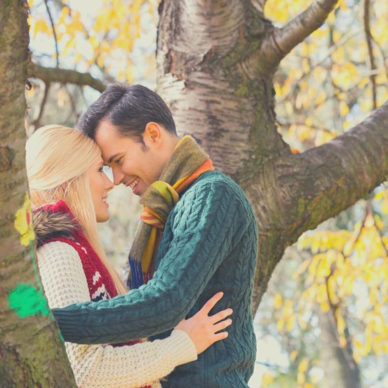 131 Compliments for Your Girlfriend That She'll LOVE to Hear