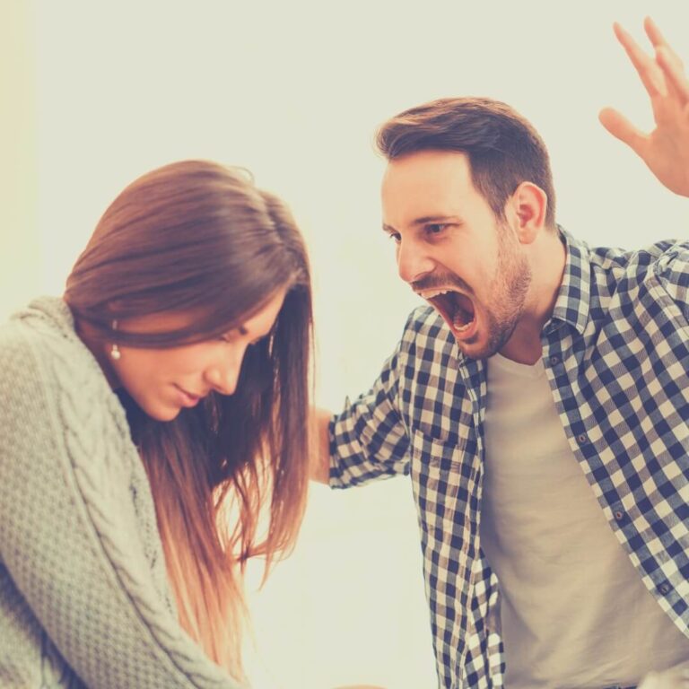 11 Warning Signs You Have a Dysfunctional Family - Happier Human