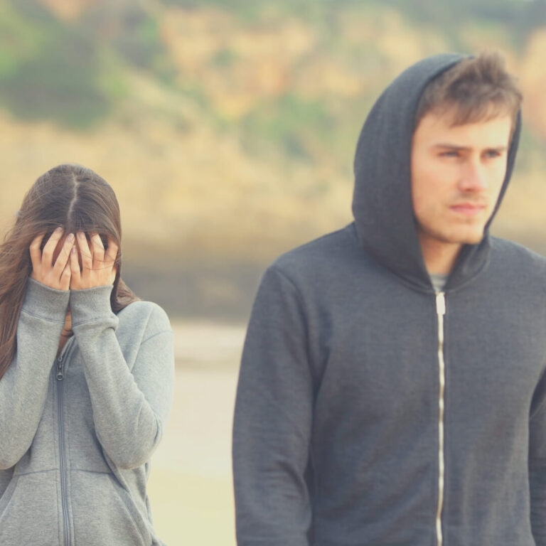 15 Safe Steps to Get Out of a Toxic Relationship - Happier Human
