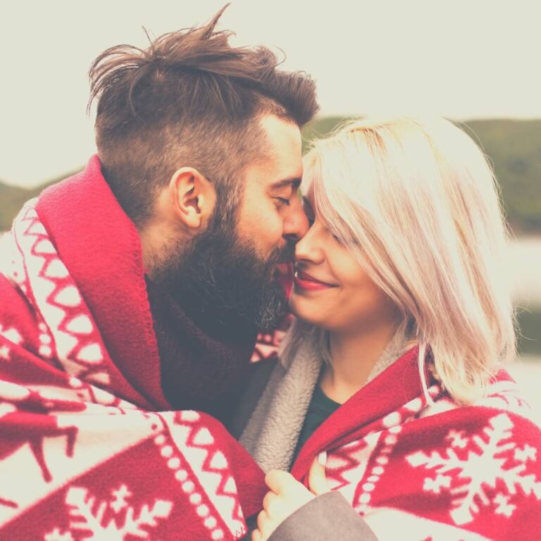 Toxic VS Healthy Relationship: 7 Important Differences - Happier Human