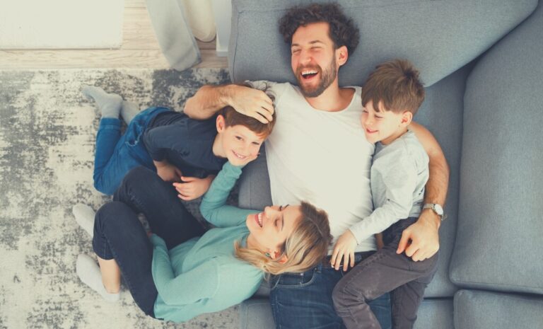 7 Obvious Signs You're a Family Oriented Person - Happier Human