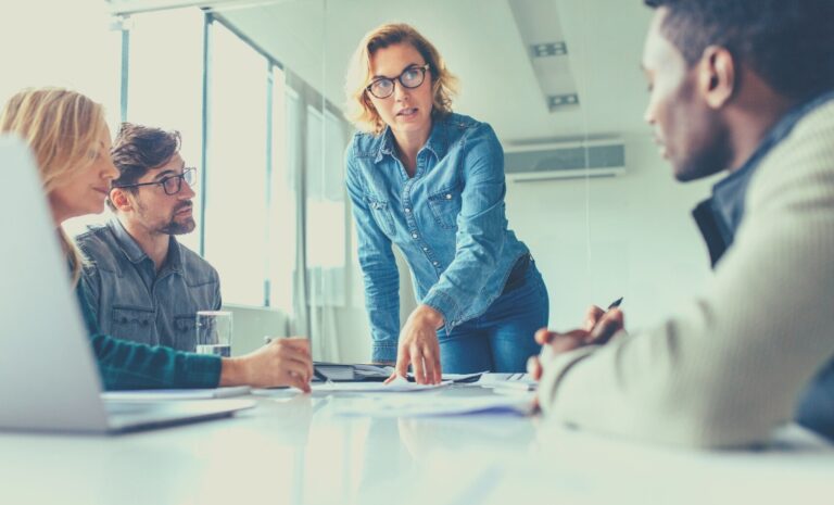 51 Words of Encouragement for a Leader to Help Inspire Others - Happier ...
