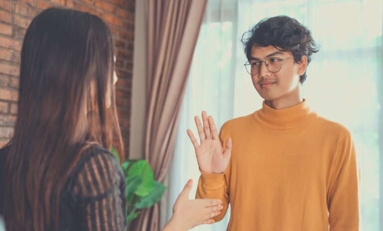 10 Types of Toxic People to Avoid at All Costs - Happier Human