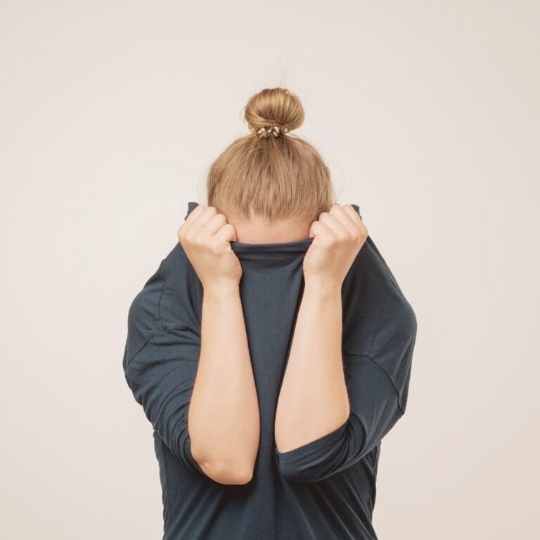 I Have No Personality: 11 Signs and How to Change - Happier Human